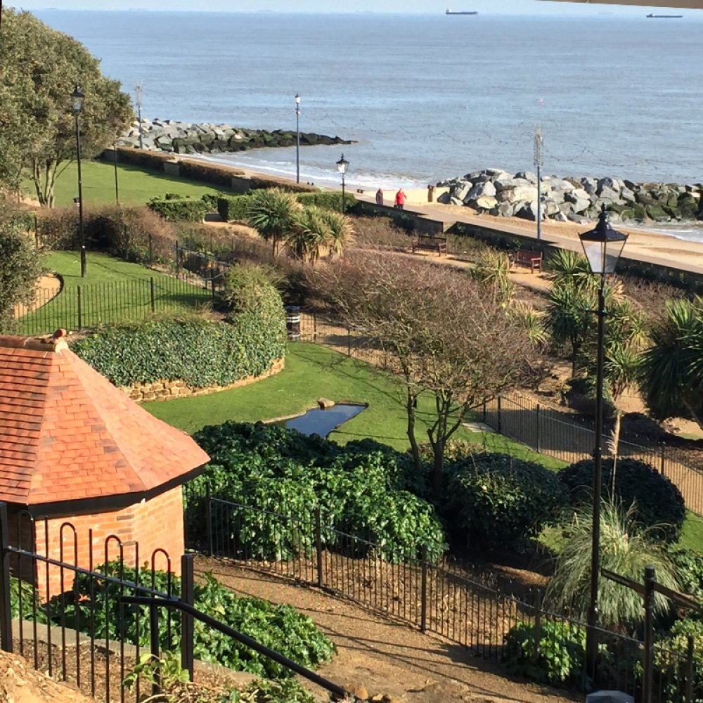 felixstowe-seafront-gardens